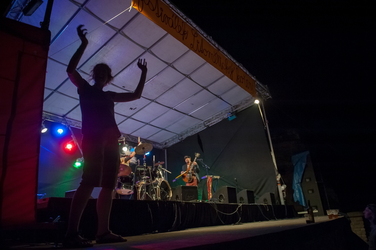 MUSIC PHOTO NEWS: Wattican Punk Ballet