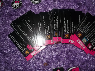 Life in The Dollhouse: Monster High Share or Scare Game