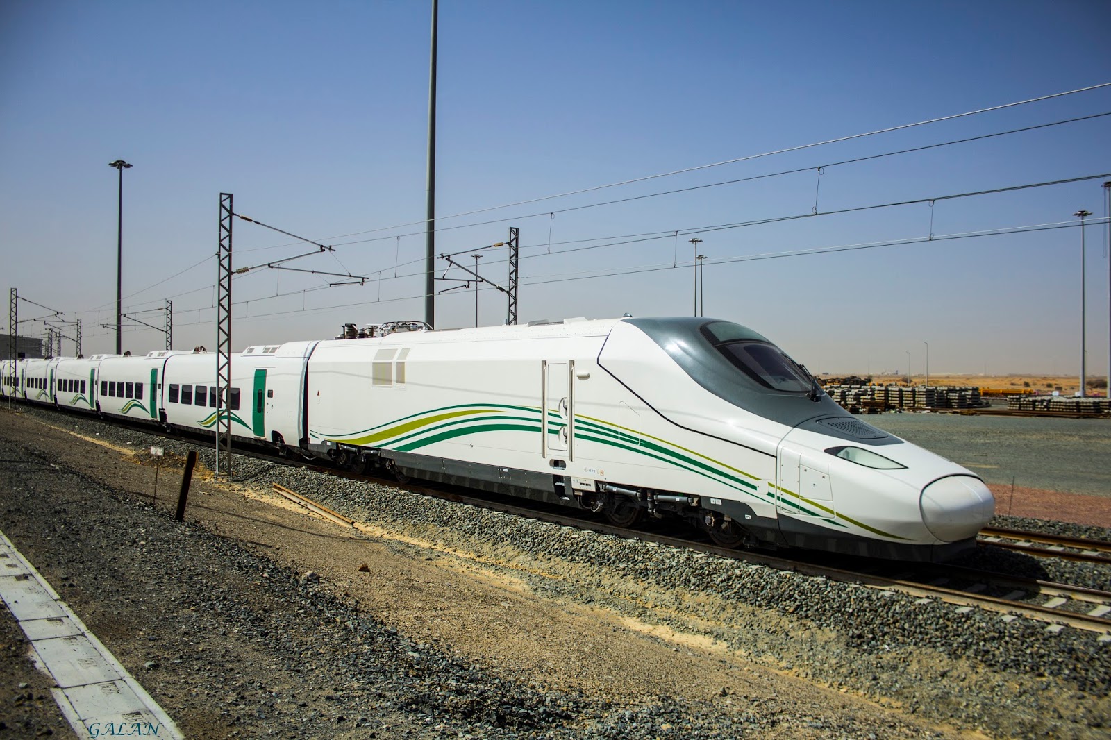 Trenes y mas trenes: Haramain Hight Speed Rail Talgo train static test