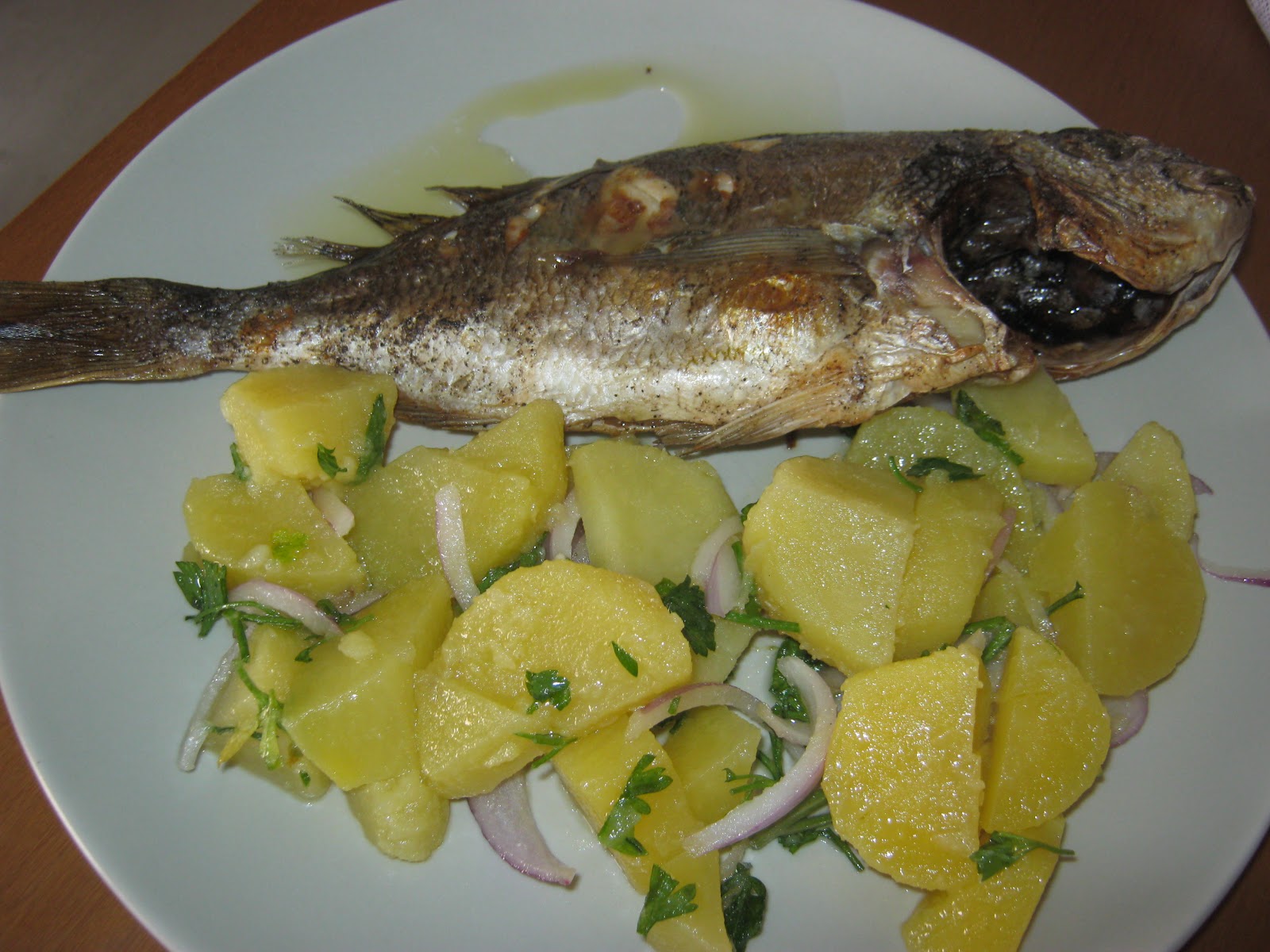 In my Greek kitchen!: Grilled Sea Bream (Tsipoura)