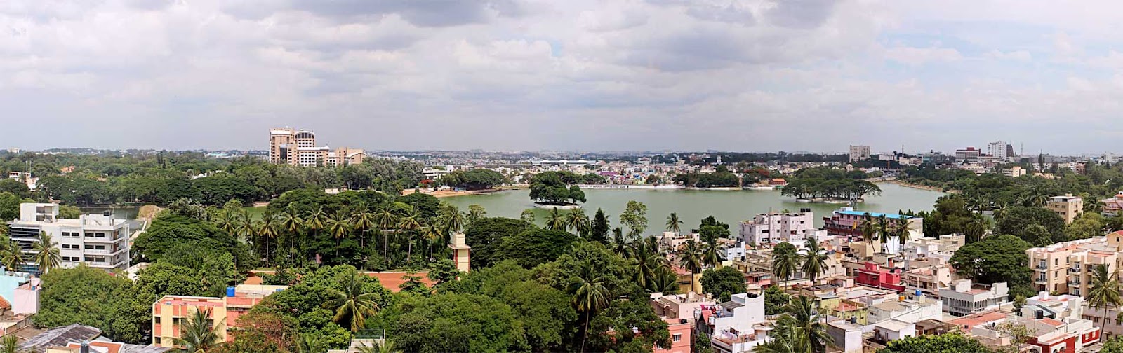 Stock Pictures: Halasuru or Ulsoor Lake in Bangalore