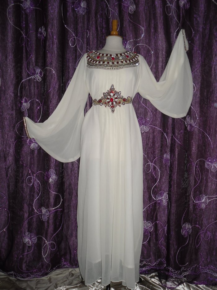 JF Location: Robe Egyptienne T34 à 44