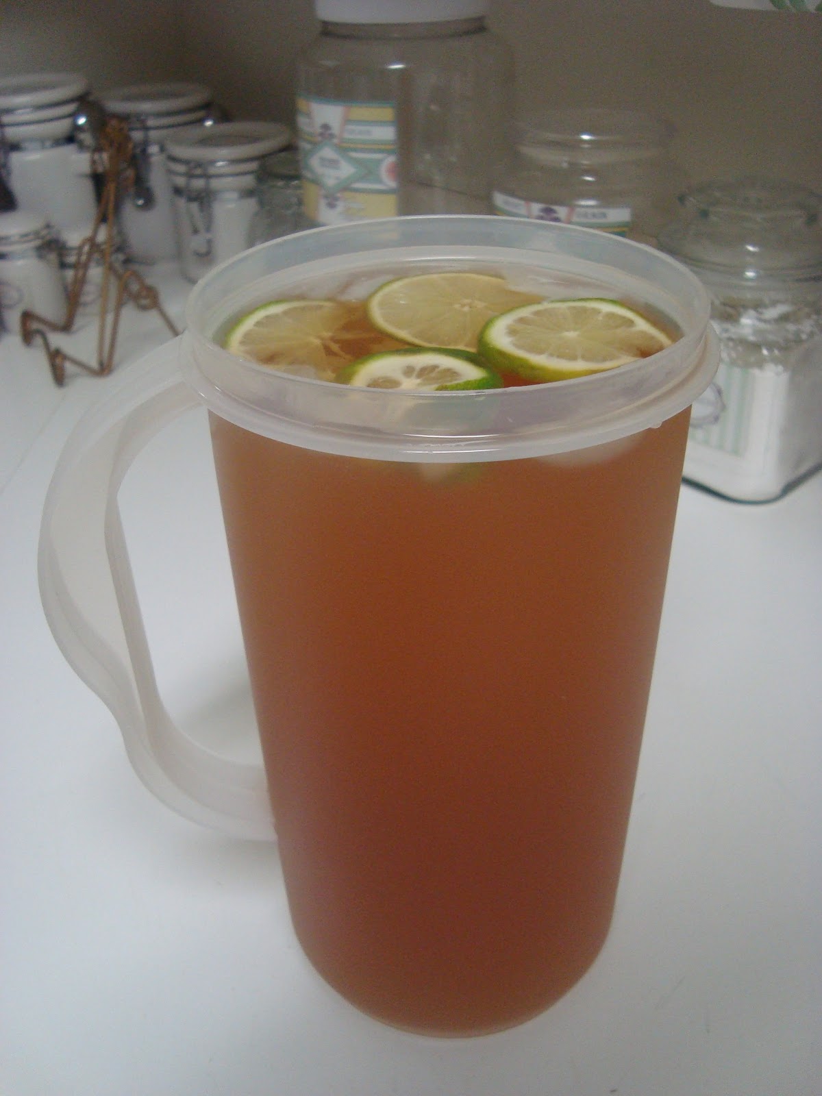 JWo Designs: Sweltering Summer Days: Lemon (or Lime!) Mint Tea Recipe