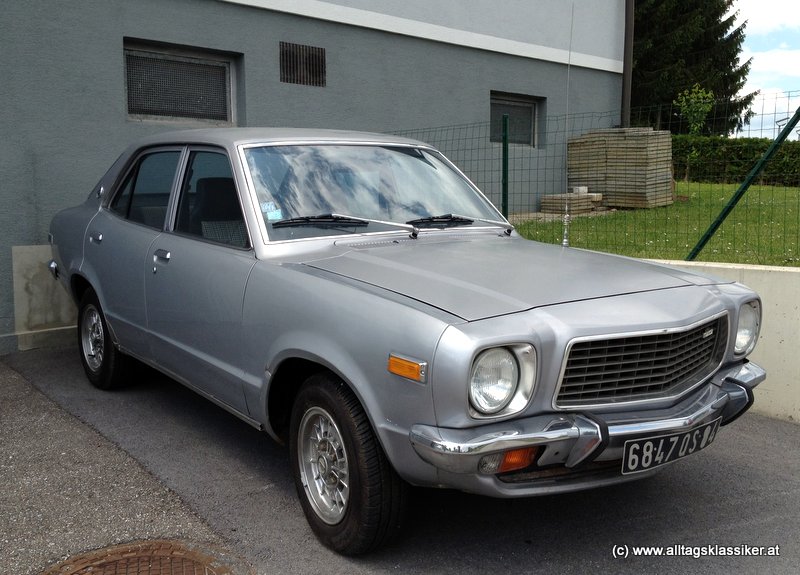 alltagsklassiker.at: mazda 818 sedan de luxe