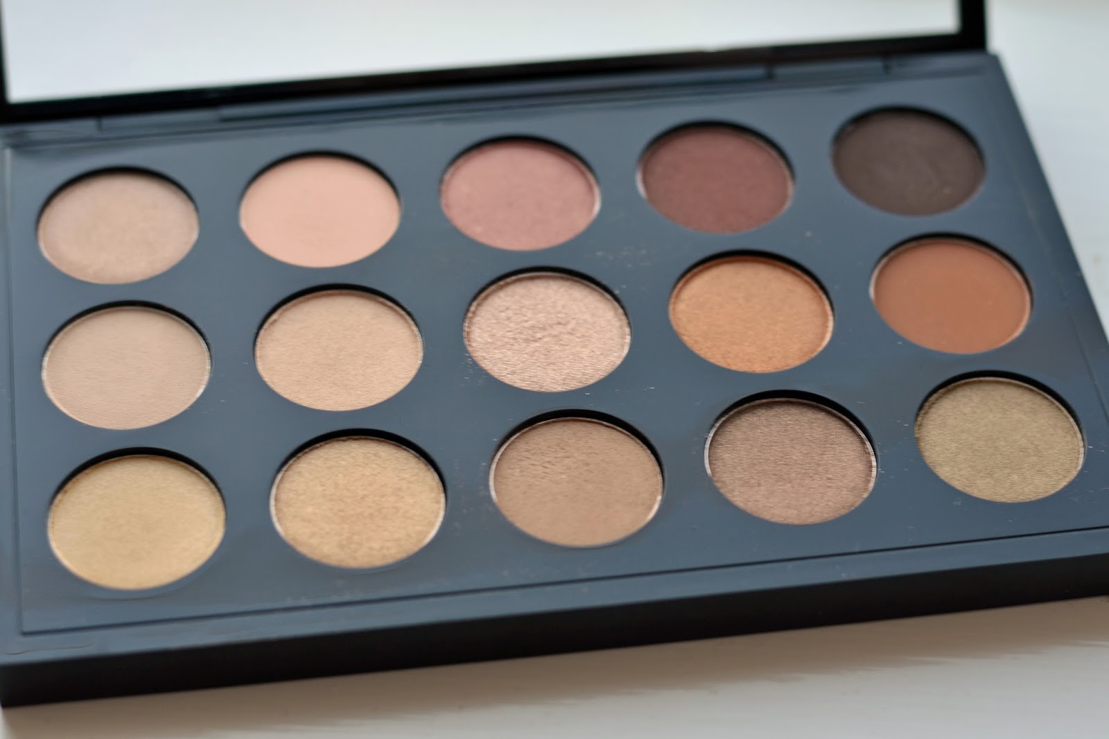 Lucy's loves and life : Mac Warm Neutral Palette
