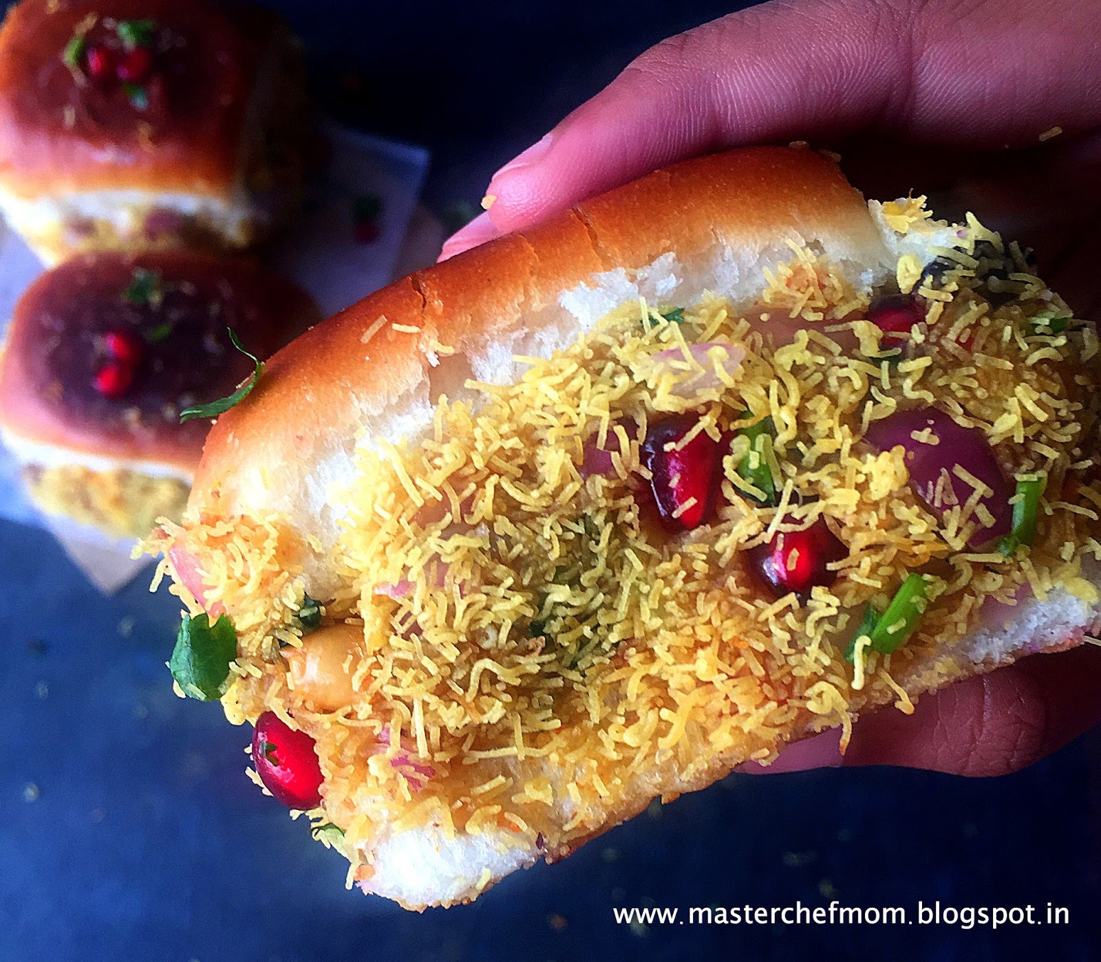 MASTERCHEFMOM: Dabeli | Kutchi Dabeli Recipe | Popular Gujarati Street Food