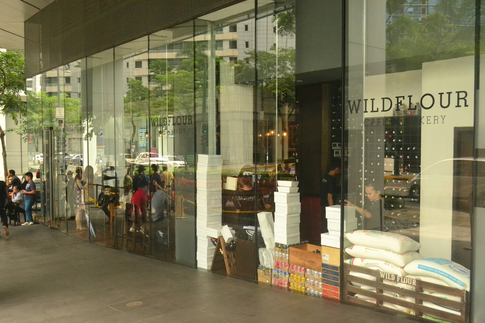 Perigargan: Wildflour Cafe + Bakery