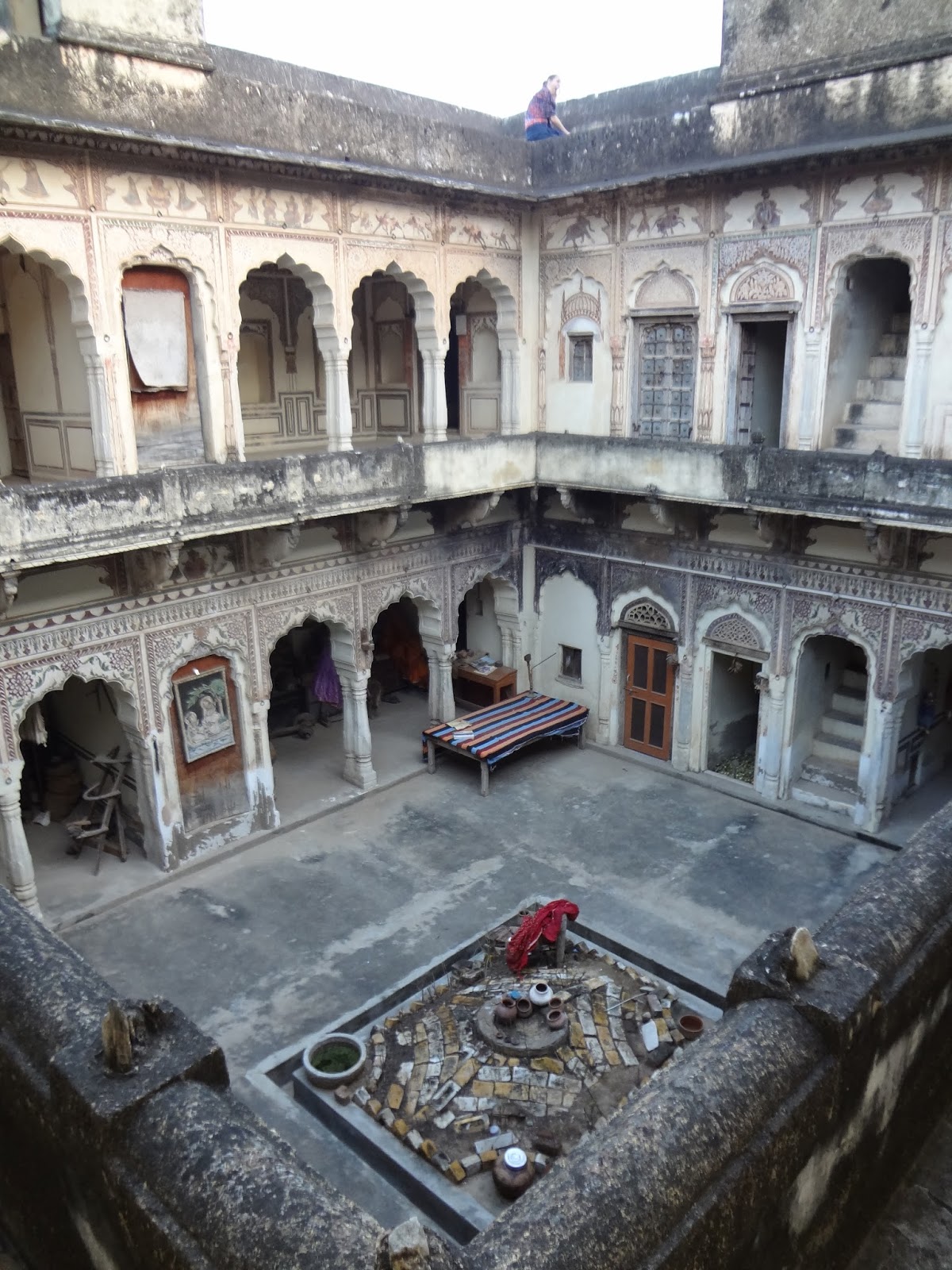 Pacos RTW: ALSISAR ...VILLAGE LIFE IN RURAL INDIA