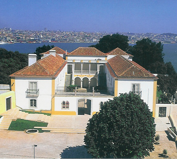 Coysas e Loysas sobre Ansião : Casa da Cerca em Almada na quinta feira ...