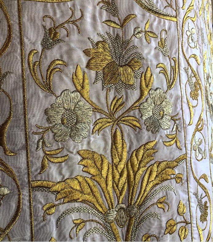 A New Renaissance in Vestment Embroidery Has Commenced ~ Liturgical ...