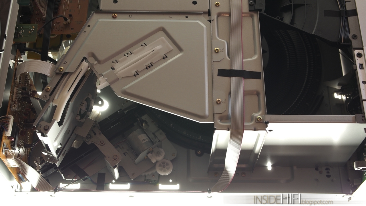 Inside Hi-Fi: Kenwood DPF-J9030