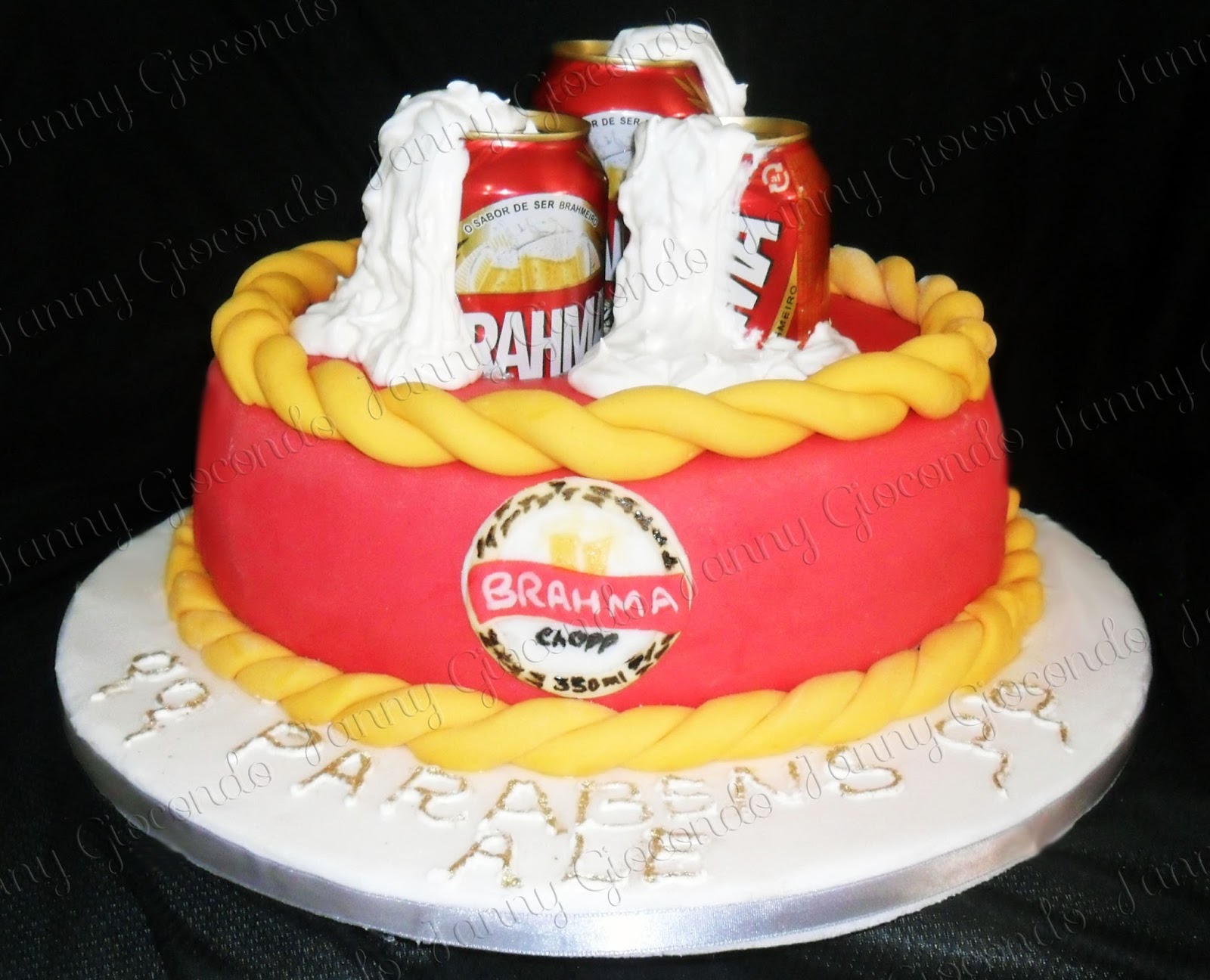 +22 Bolos criativos inspirados em cervejas