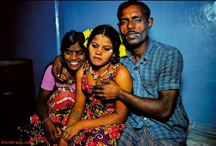 world of weird and strange..!!: ~*~PROSTITUTION n RARE PICS OF INDIAN ...