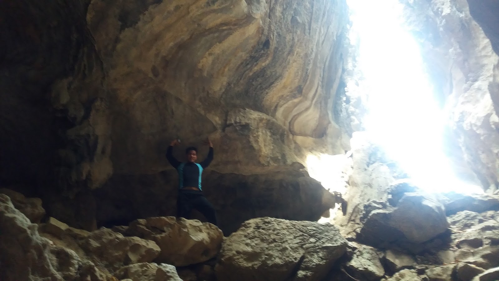 My Travel Diary: TANAY DAY TOUR: Calinawan Cave, Daranak Falls, Batlag ...