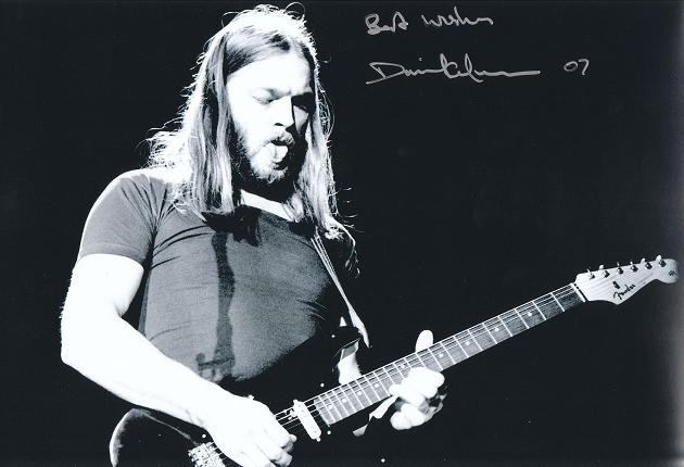 OUTROS 300: DAVID GILMOUR 67 ANOS