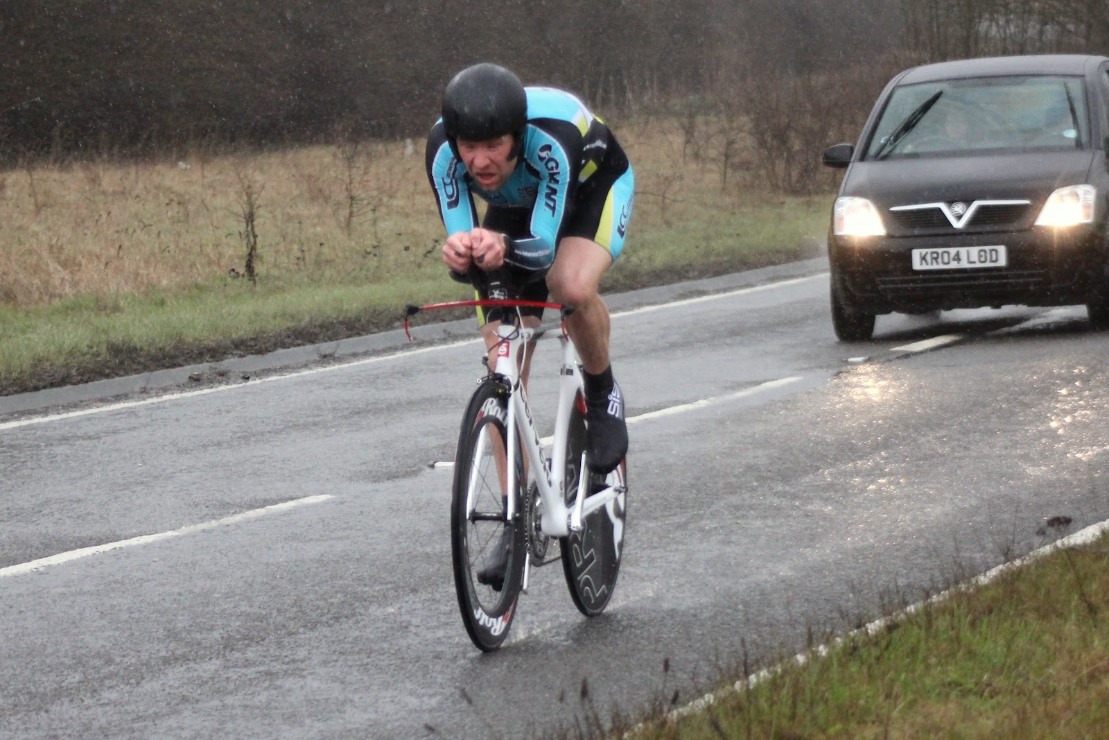 Lutterworth Cycle Centre Racing Team / (www.lutterworthbikes.com)