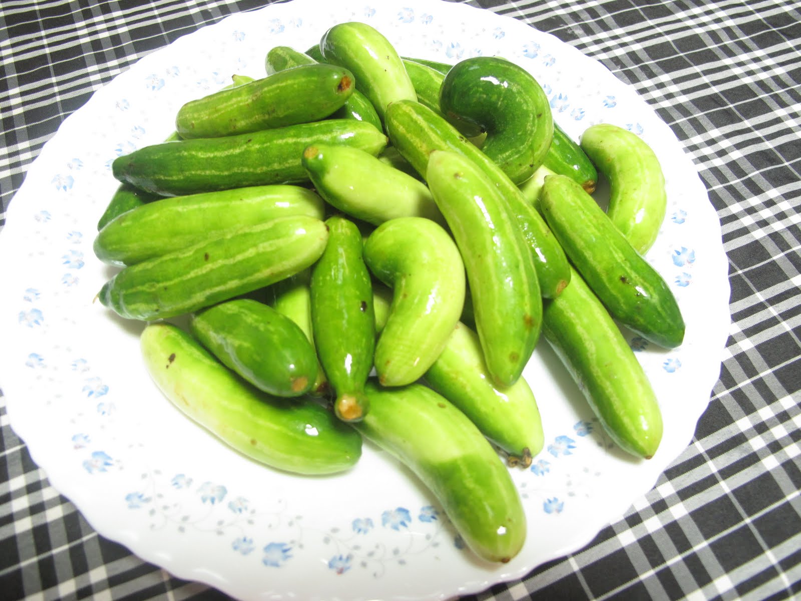 Indian Foods Corner: Kadle manoli Sukka - Bengal gram and Ivy gourd ...