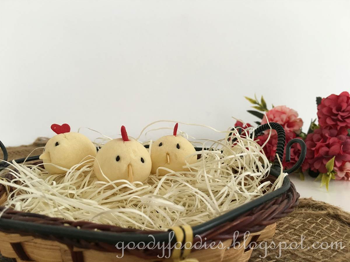 GoodyFoodies: Recipe: Rooster German Cookies (CNY)