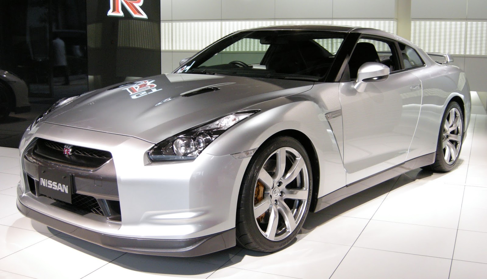nissan-GTR history: nissan-gtr history