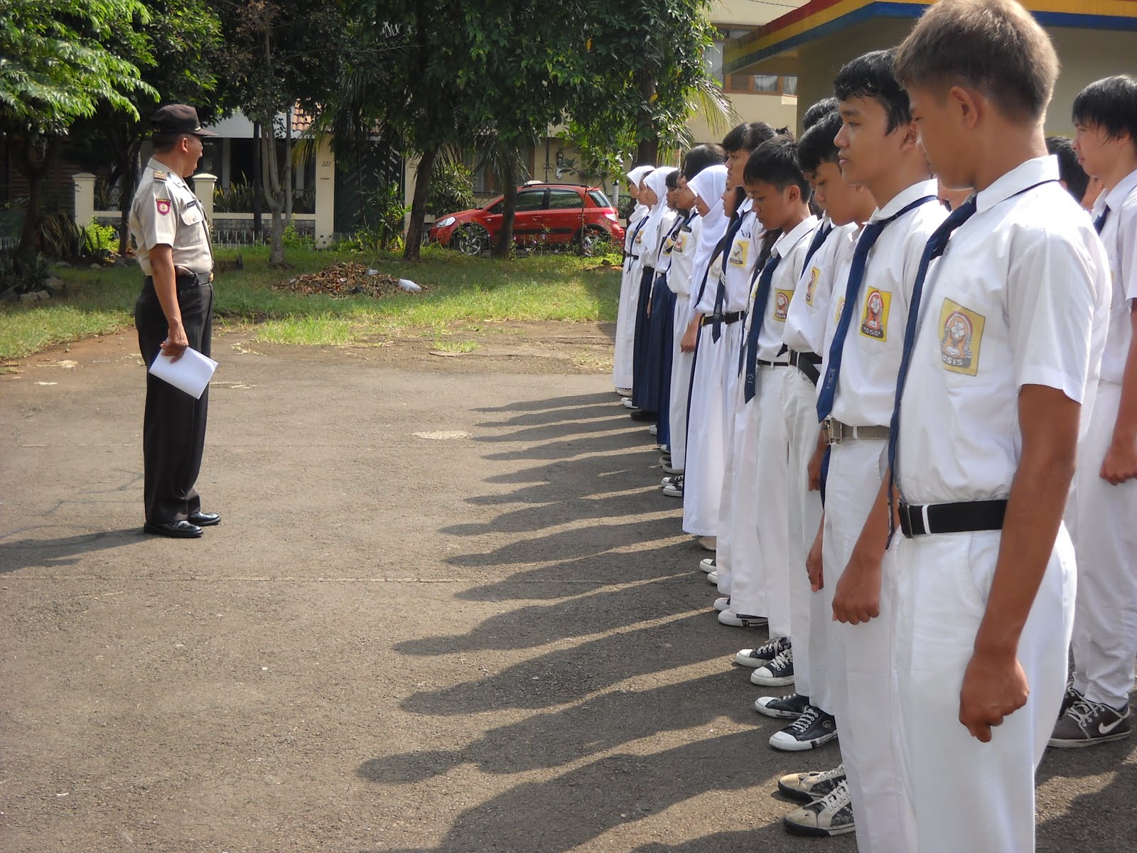 TribrataNews Polsek Tebet: IMPLEMENTASI POLMAS POLSEK TEBET DI SMK KRISANTI