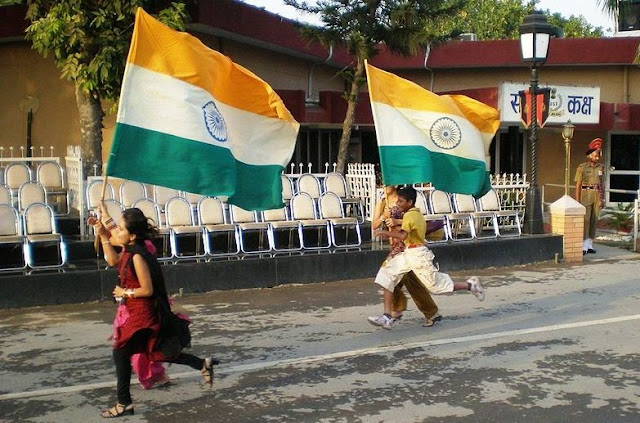 Delhi Magic: The Indian National Flag - a short refresher!