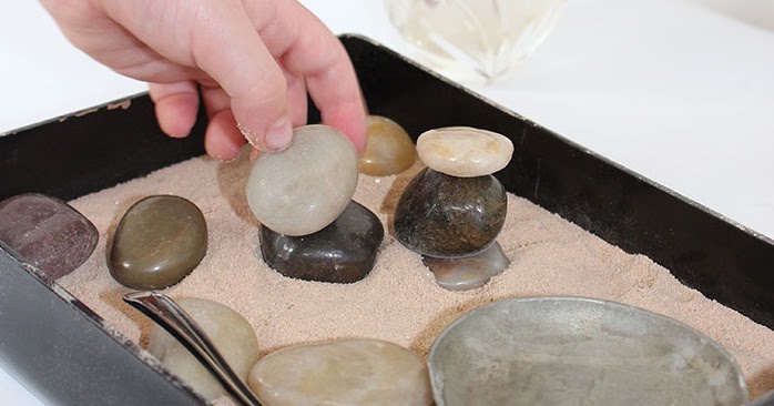 Make a Zen Garden for Kids | Family Dinner Book Club Craft | Sunny Day ...