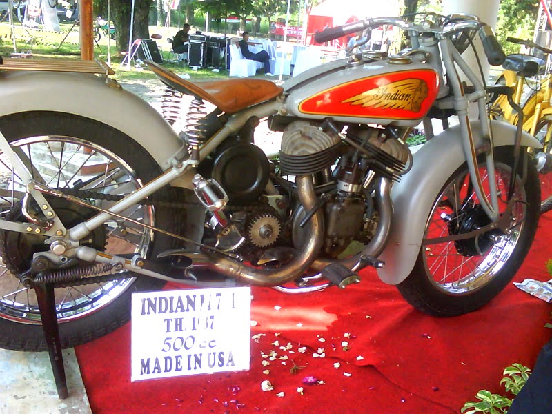 Motor Tua Antik, dan Berkarat: SERIBU MOTOR TUA ANTIK PADATI KOMPLEK ...