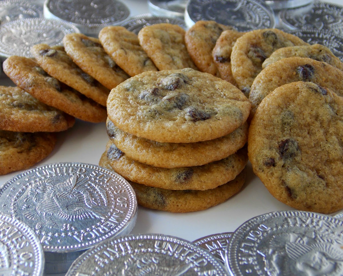 Cleo Coyle Recipes.com: Chocolate Chip Millennium Falcon and Silver ...