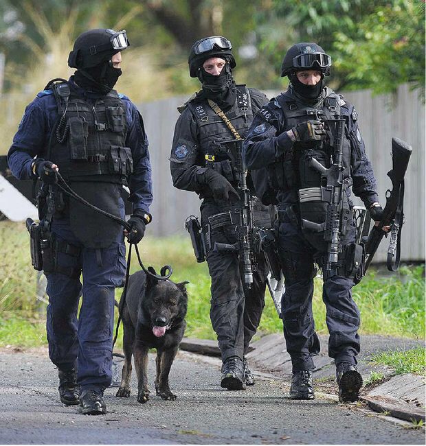 Gsg9 1/87 Unité spéciale: SERT - Special Emergency Response Team ...