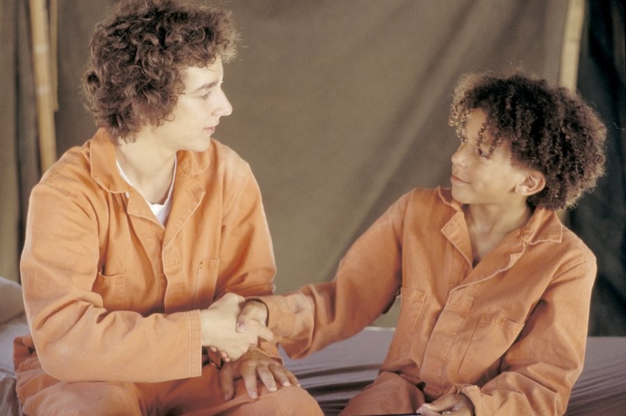 HOLES by LOUIS SACHAR: A Good Friendship (Character Analysis)