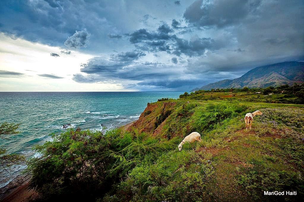 Haiti Vacations - Gorgeous view of the southern coast of Haiti!!