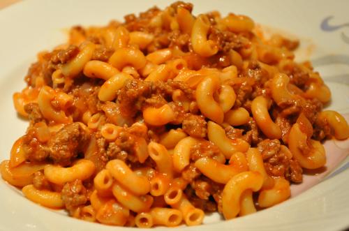 The Kitchen Recipes: Menya Gupiga Inyama zo mu nda na macaroni