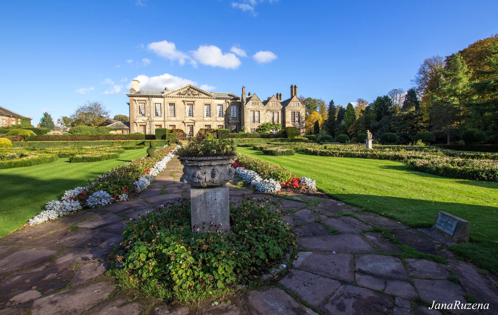 Escapes and Photography: Autumn at Coombe Abbey