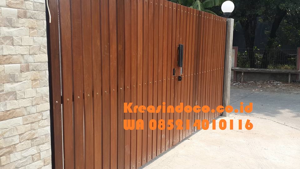 48+ Pintu Pagar Besi Variasi Kayu