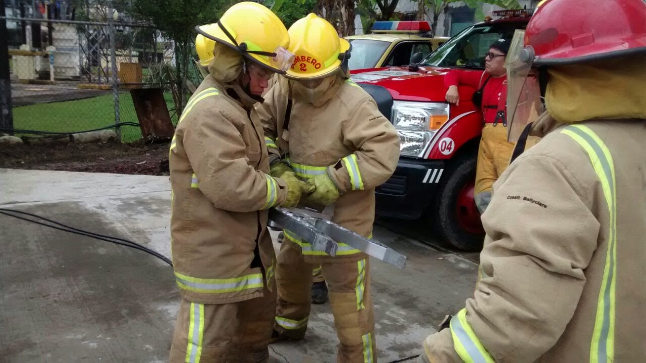 Prácticas de taller de extracción vehicular. - Noticiero G ::: Diario ...