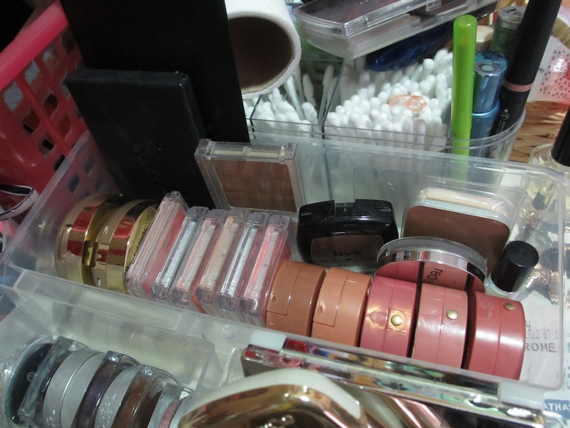 The Blackmentos Beauty Box: Overview: Canmake Powder Cheeks blush!