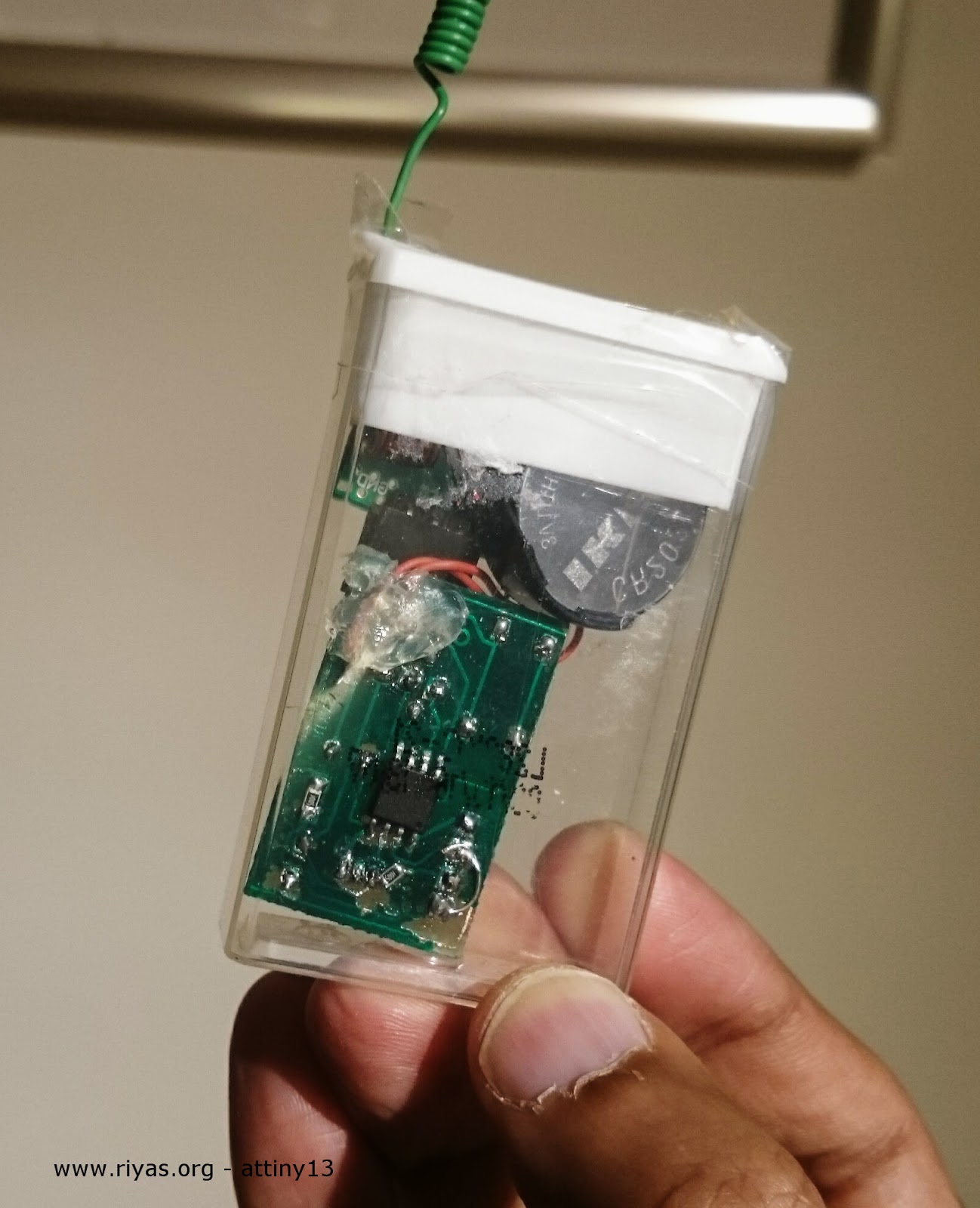 Learn on the fly : An inexpensive, low power wireless sensor using ...