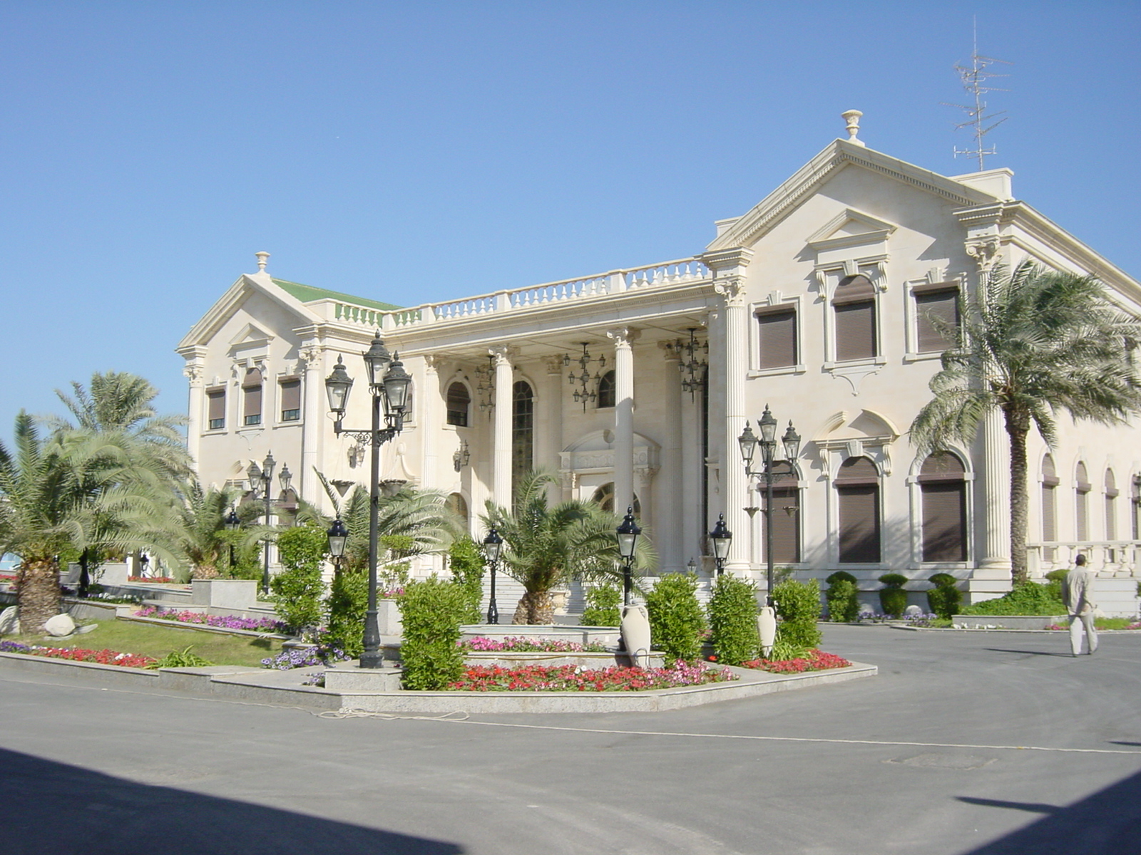 Furniture & Interior: Palace in Kuwait