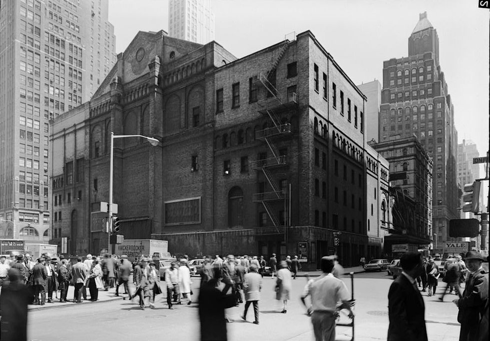 Daytonian in Manhattan: The Lost 1883 Metropolitan Opera House ...