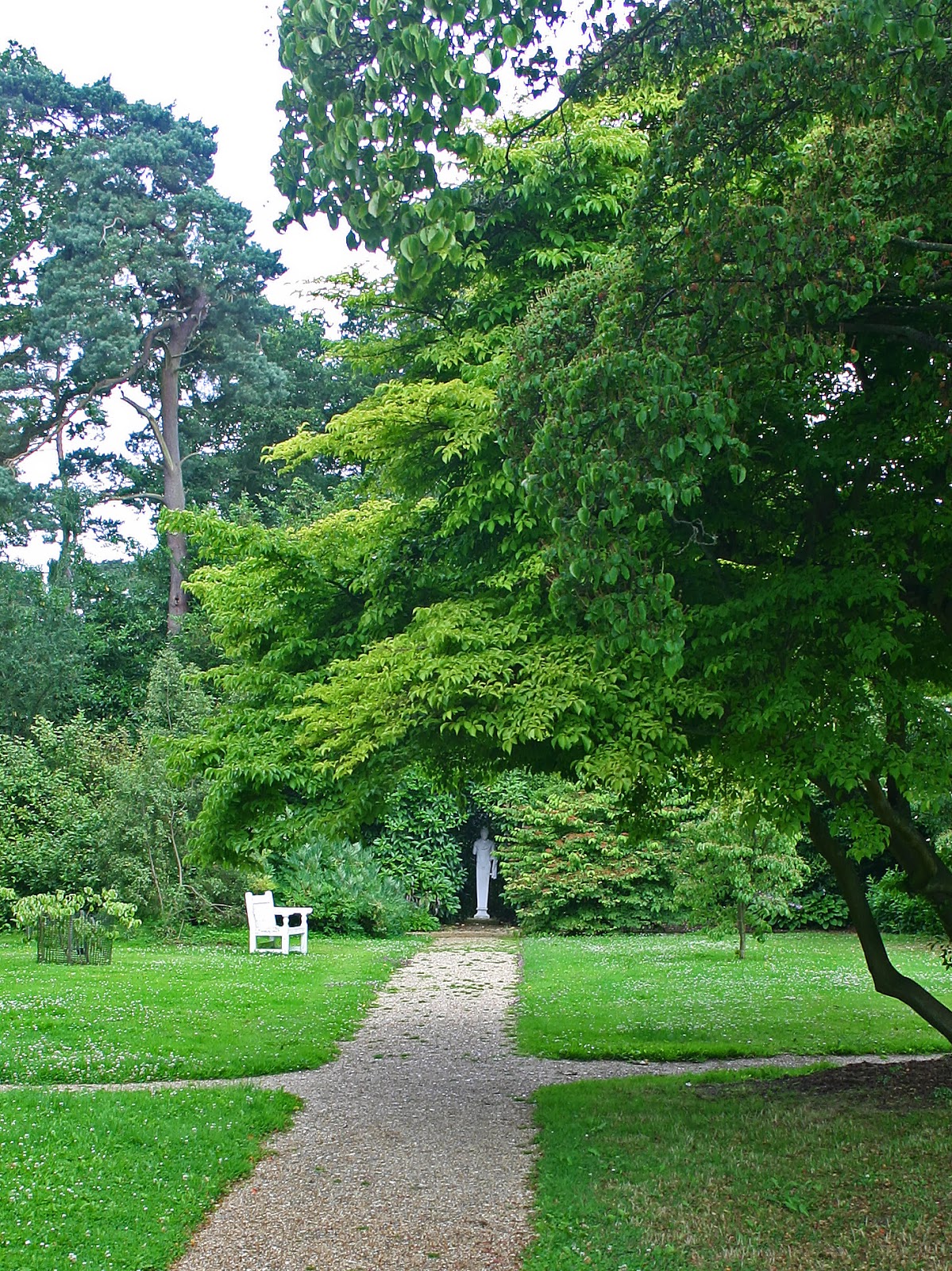 Gardening with John Steedman: Enriching the garden with sculpture