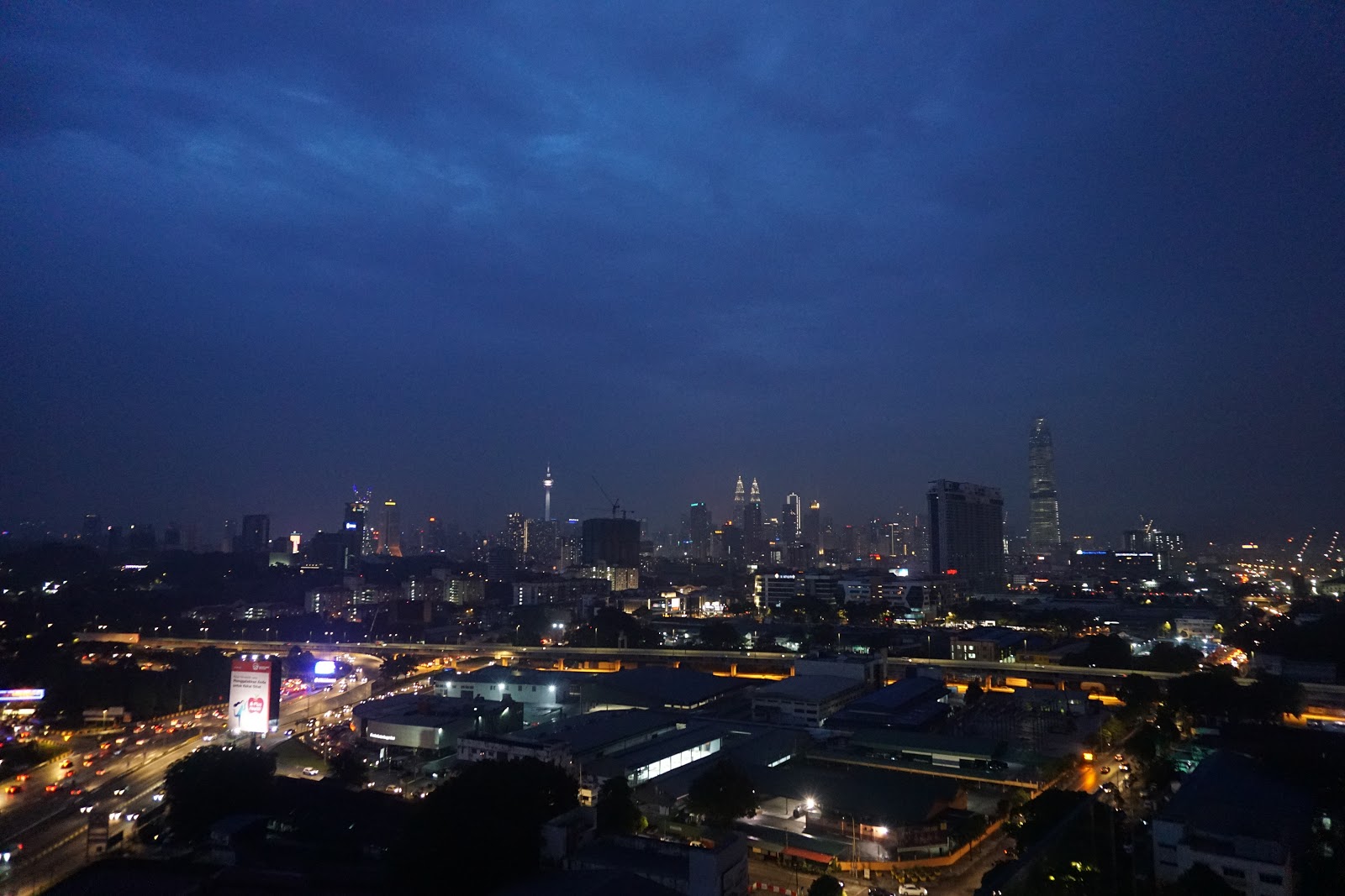 Sky Dining at Hallaway KL - SHEUNNY