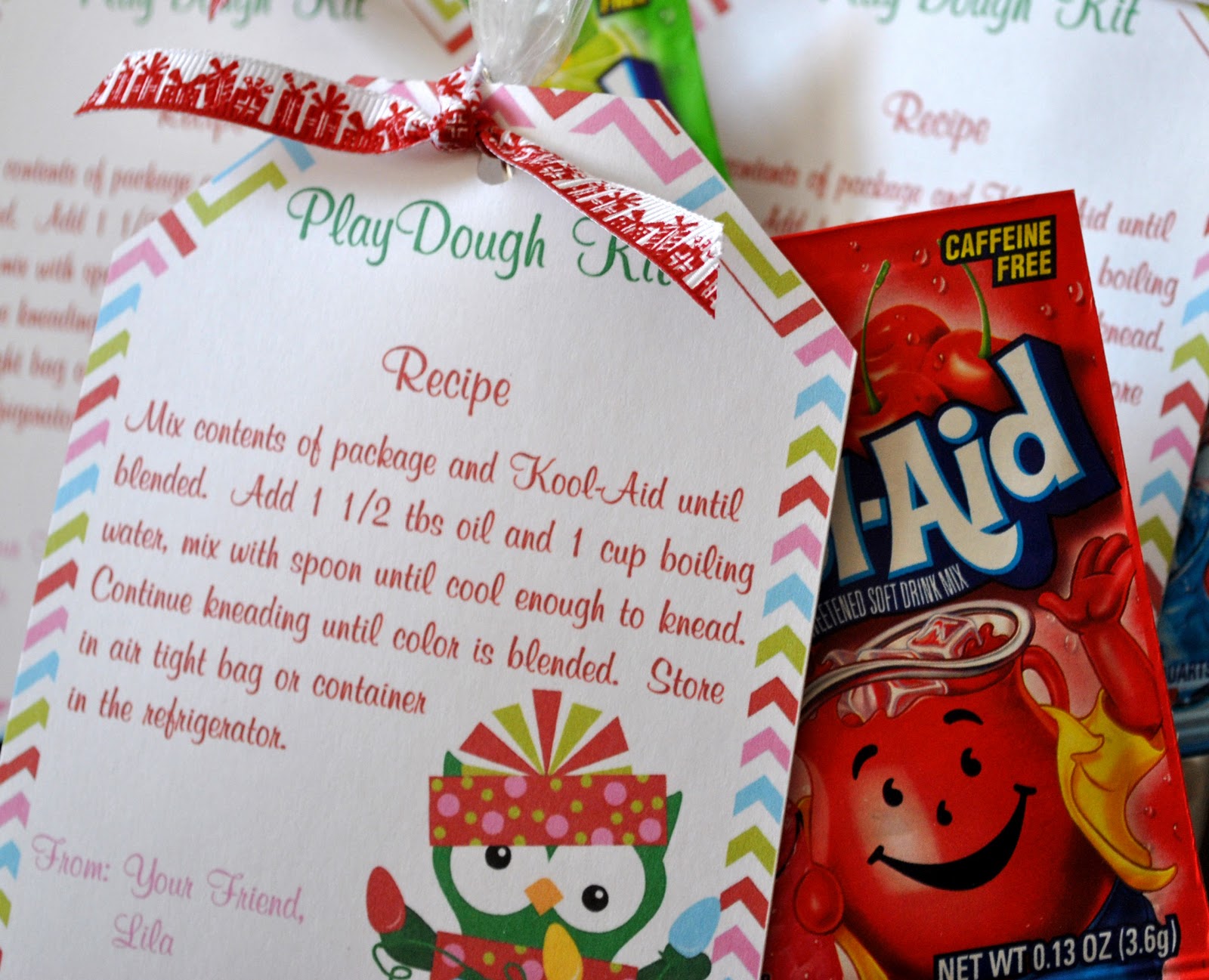 Sunla Designs: Homemade Christmas: Goody Bags- Kool-Aid Play Dough Kits