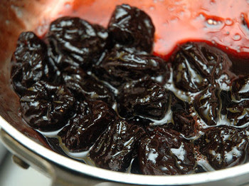 WHAT IS A PRUNE? |The Garden of Eaden