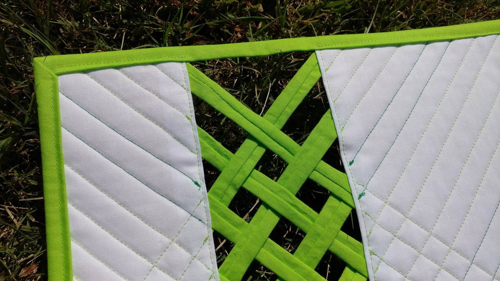 Slice of Pi Quilts: Quilting Outside the Box