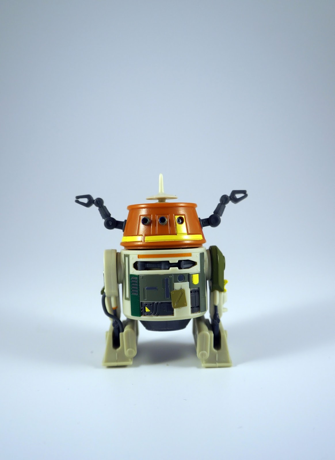 TOYS ARE LIFE: Review - Star Wars Droid Factory C1-10P "Chopper" Disney ...