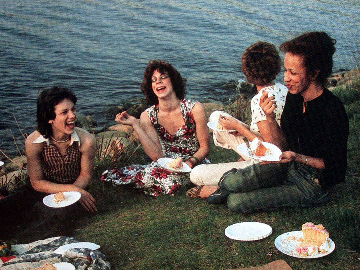 TE DORE: PHOTO SERIES - NAN GOLDIN