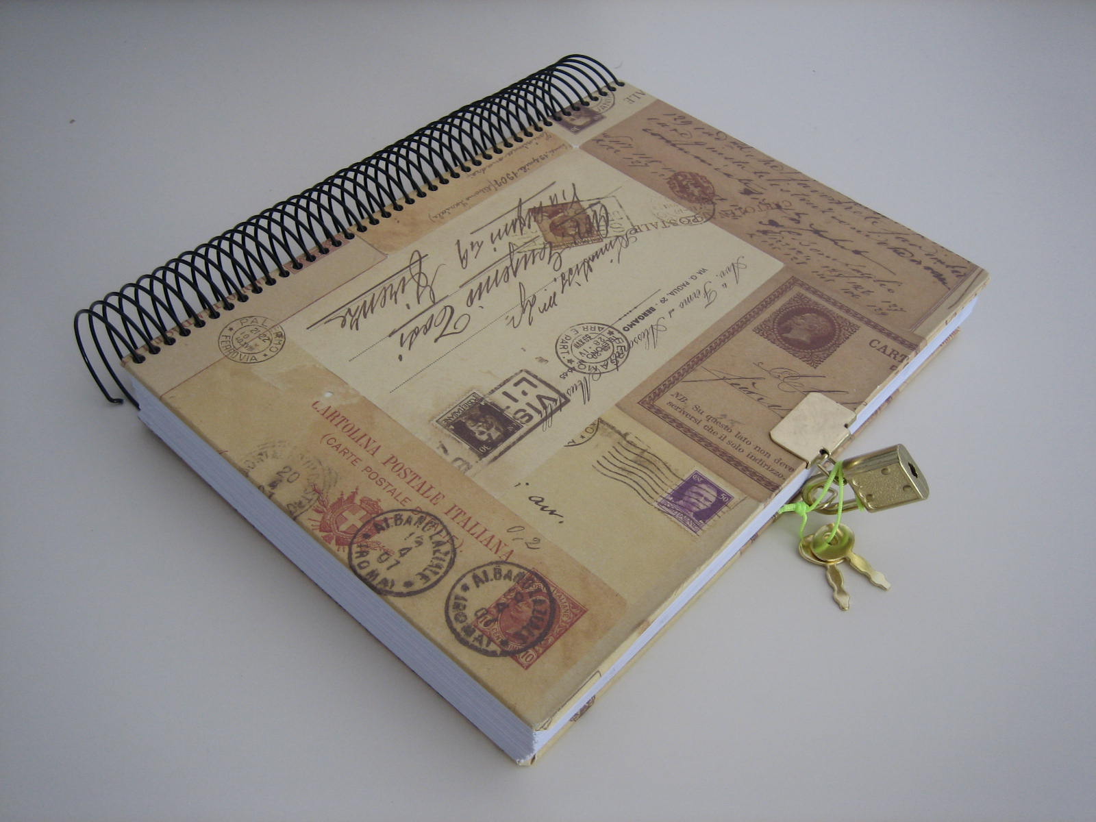 retrat-arte-portraits: HOW TO MAKE A CUSTOMIZED DIARY