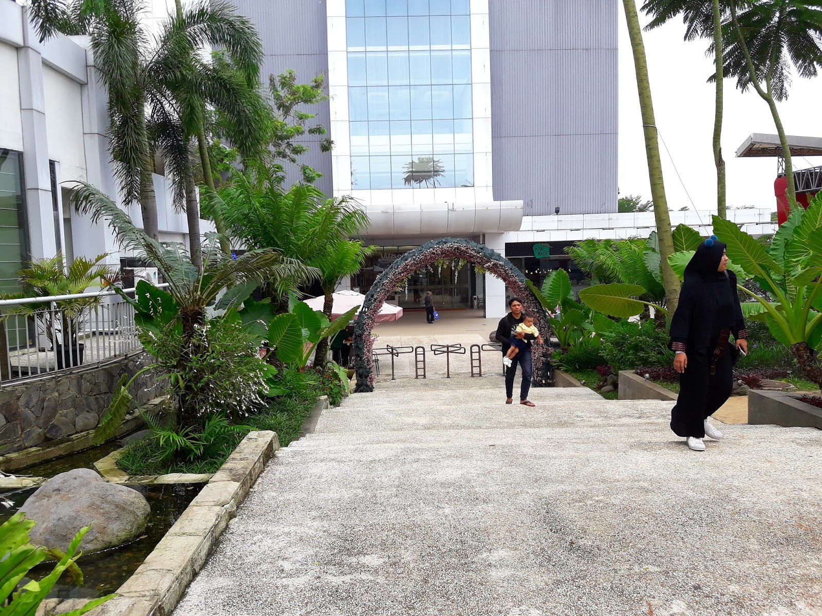 Scientia Square Park