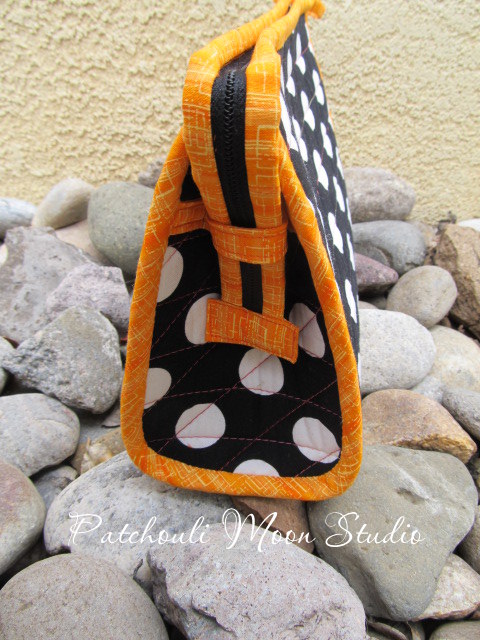 Patchouli Moon Studio: Open Wide! Zipper Bag