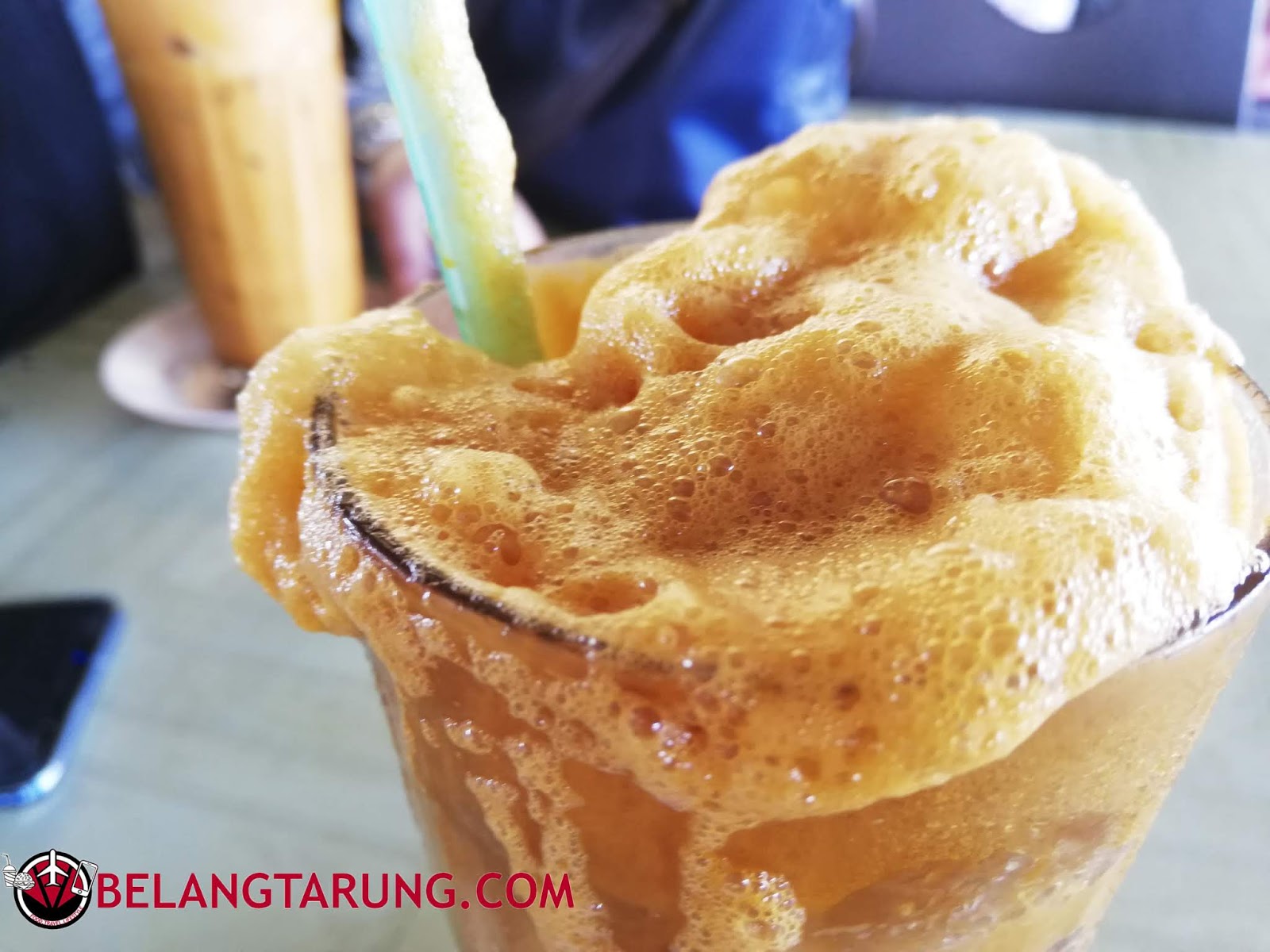 Teh Tarik Madu Ais dan Sup Ikan Warung Pak Mat Pulau Pisang Kelantan